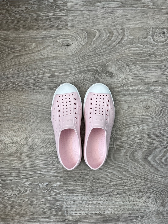 Native | Shoes | Native Pink Jefferson Slipon Sneakers With White Toe ...